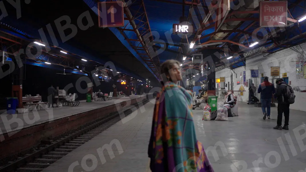 Railway Station - Log, colour and B&W - B-Roll Bay